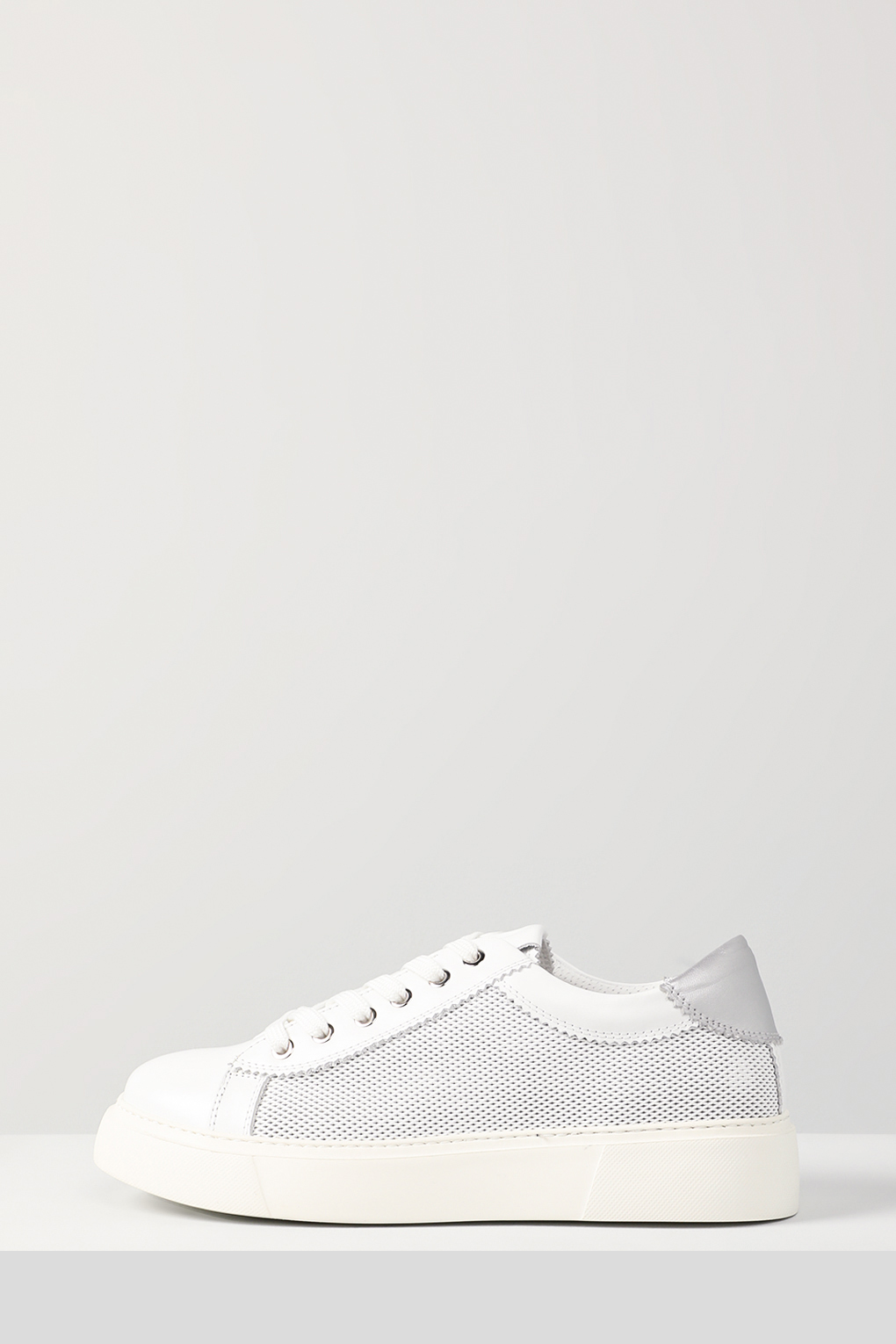 Кеды кожаные с перфорацией Ever be - цена 5990 ₽ купить в интернет ...